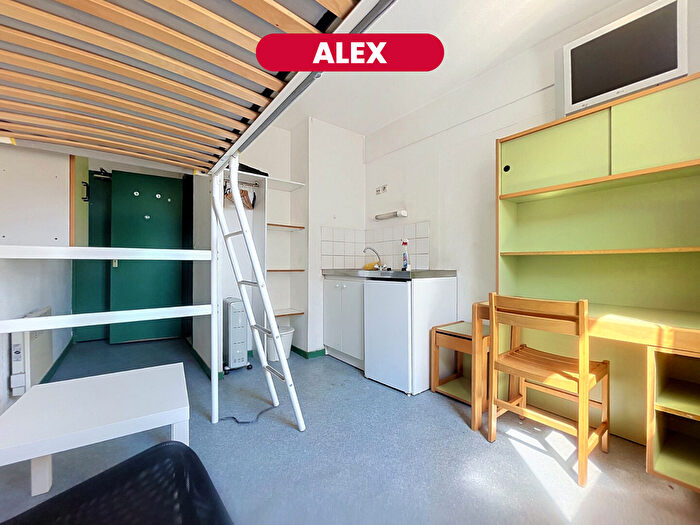 Lille, Fives : Appartement 1 pièce à vendre