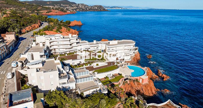 Appartement à vendre - Saint-Raphaël, Veyssières - 3 pièces - 2 chambres