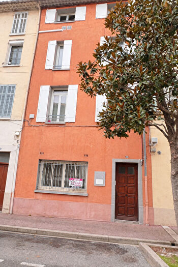 Le Luc : Maison 10 pièces à vendre