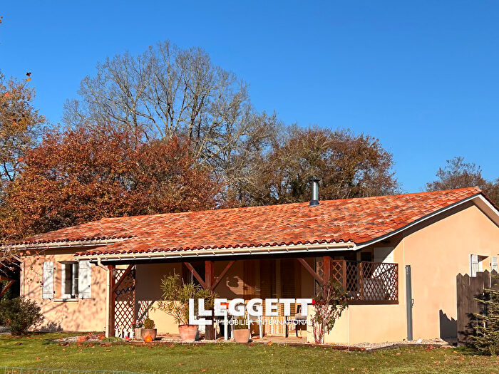 Maison à vendre - Brossac - 4 pièces - 3 chambres