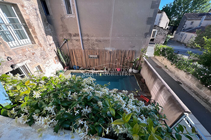 Maison 7 pièces à Mouriès, à vendre
