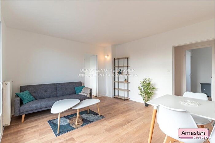 Appartement 4 pièces à louer à Pessac, Les Echoppes