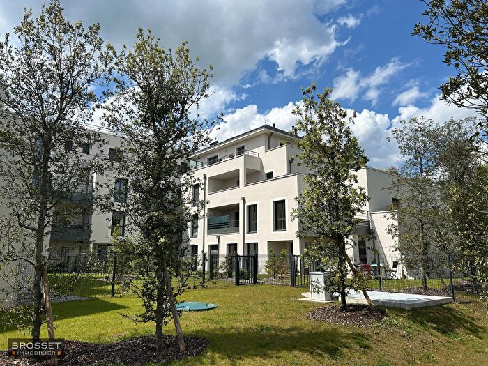 Appartement 3 pièces à Saint-Cyr-sur-Loire, Maisons Blanches, à vendre