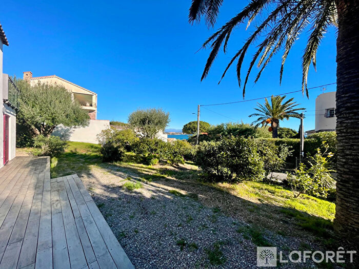 Appartement à vendre - Roquebrune-sur-Argens, Les Terrasses - 4 pièces - 3 chambres