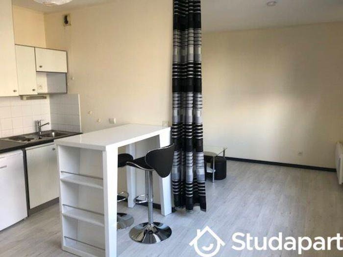 Les Minimes-Tasdon, La Rochelle : Appartement 1 pièce à louer
