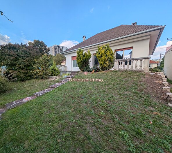 Maison à vendre - Chatou, Nord - 6 pièces - 3 chambres