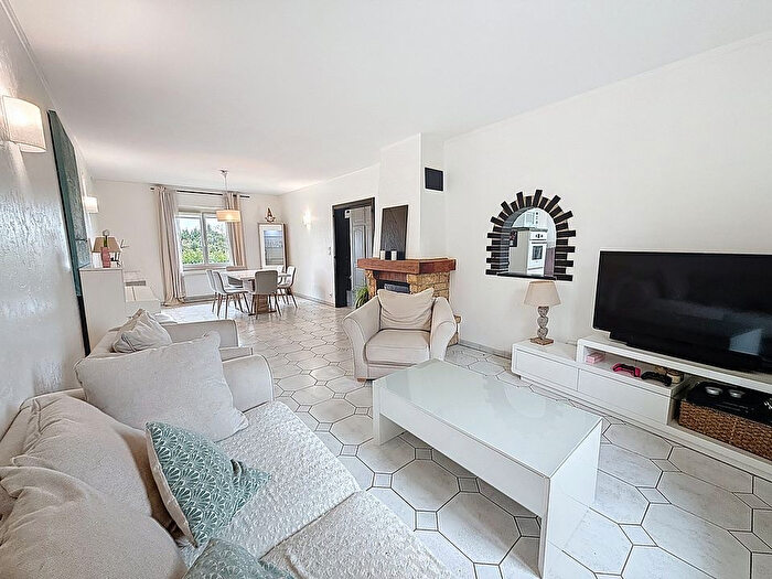 Maison à vendre - Cattenom - 7 pièces - 5 chambres