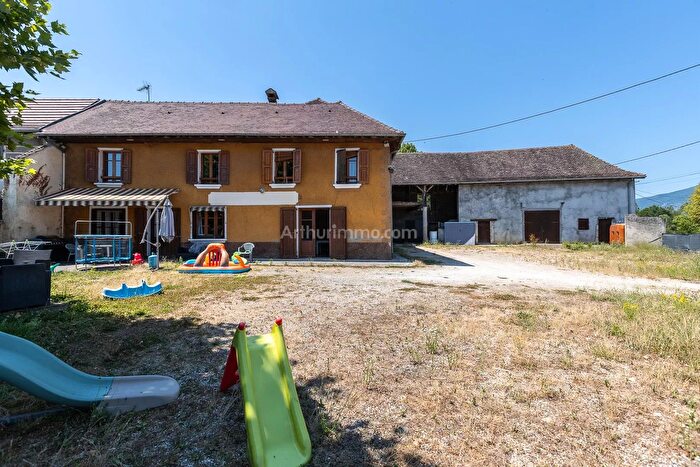 Maison 7 pièces à vendre à Saint-Benoît