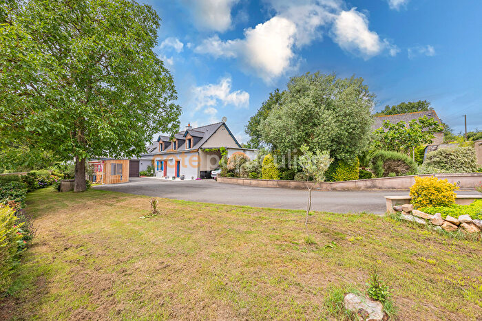 Martigné-Ferchaud - Maison 8 pièces à vendre