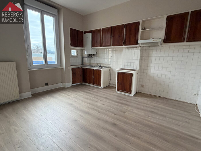 Appartement à louer - Mazamet - 2 pièces - 1 chambre