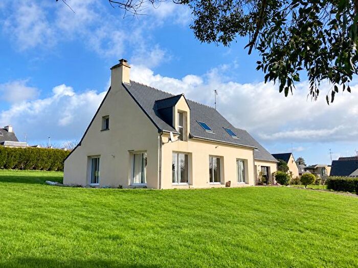 Maison 6 pièces à Cléden-Cap-Sizun, à vendre