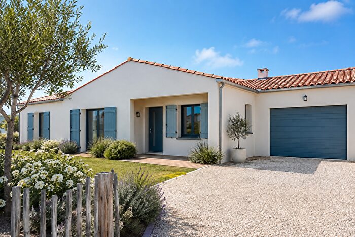 Saint-Jean-de-Liversay : Maison 6 pièces à vendre