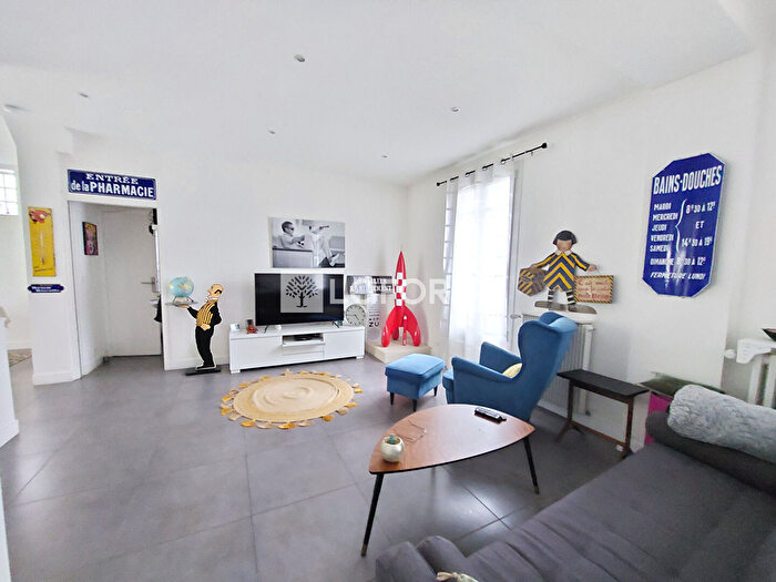 Maisons à vendre et appartements à louer - 3