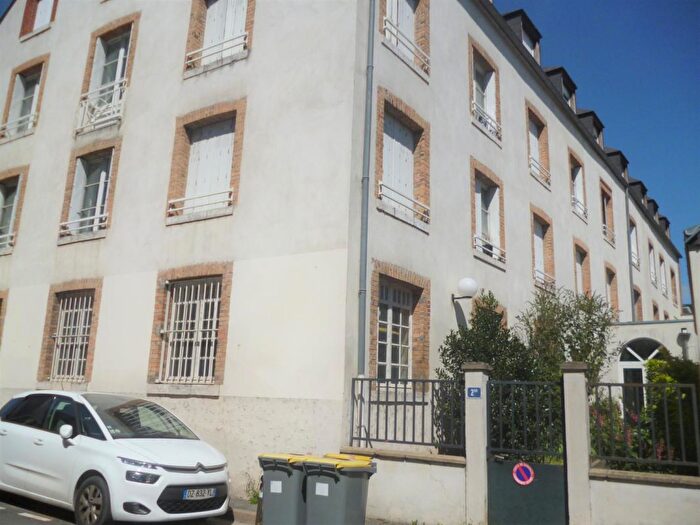 Appartement à louer - Orléans, La Madeleine, Saint-Laurent - 3 pièces - 2 chambres