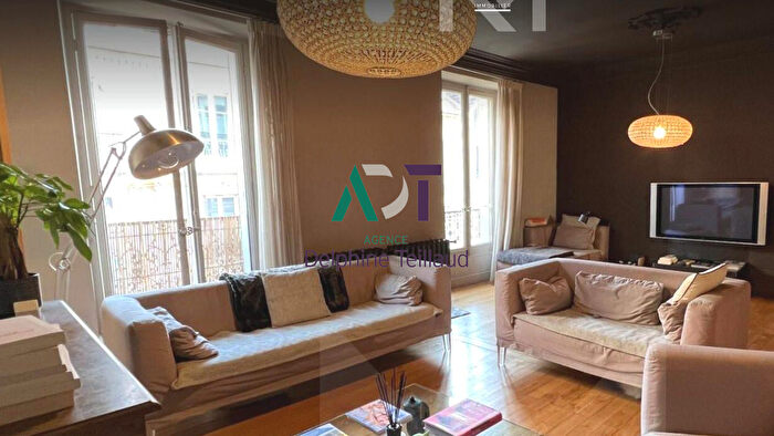 Appartement à vendre - Grenoble, Centre-ville - 5 pièces - 3 chambres