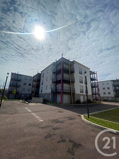 Appartement à louer - Auxerre, Saint-Gervais, Brazza - 4 pièces - 3 chambres