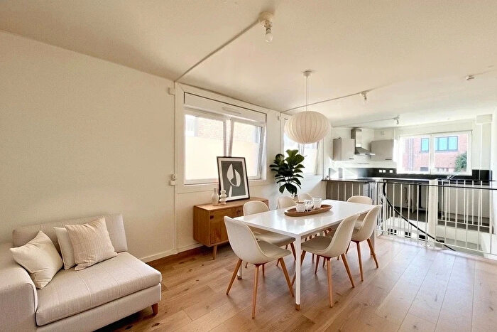 Maison à vendre - Quesnoy-sur-Deûle - 2 pièces - 1 chambre