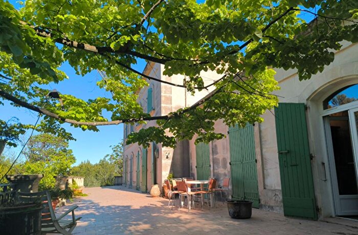 Pernes-les-Fontaines : Maison 10 pièces à vendre