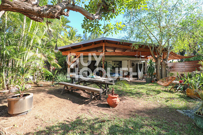 Maison à vendre - Saint-Paul, Saint-Gilles les Bains - 3 pièces - 2 chambres