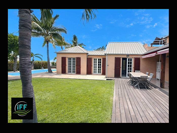 Maison à louer - Saint-Paul, Saint-Gilles les Bains - 6 pièces - 5 chambres