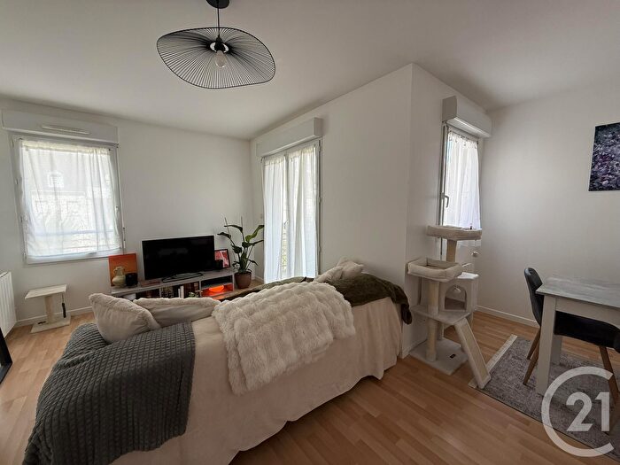 Appartement à louer - Mainvilliers - 2 pièces - 1 chambre