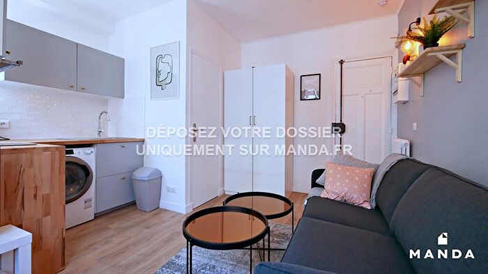 Appartement à louer - Paris e , Jules Joffrin - 1 pièce