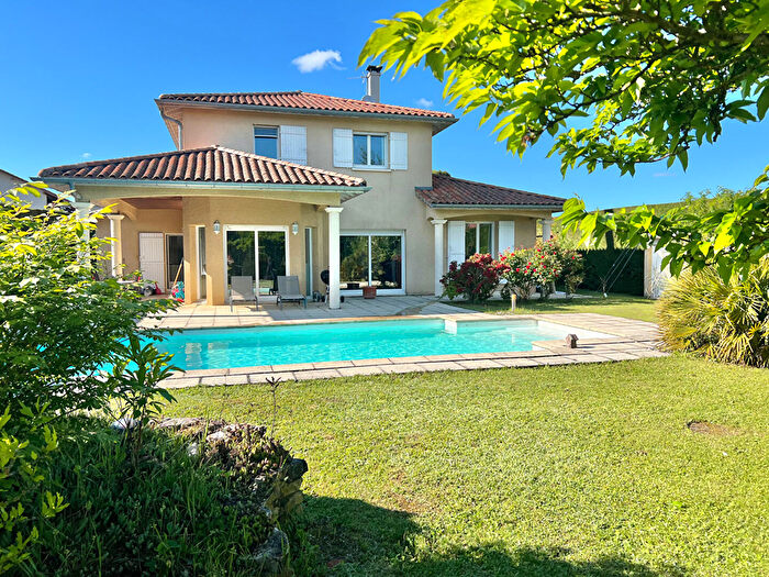 Maubec : Maison 5 pièces à vendre