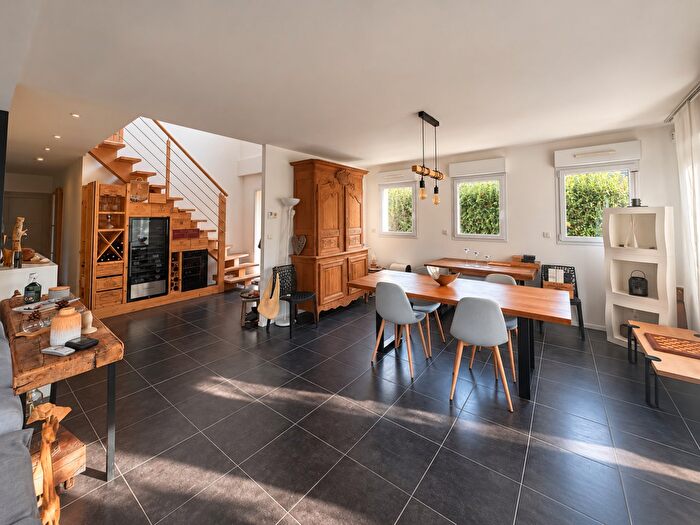Maison 6 pièces à Lahoussoye, à vendre
