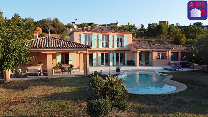 Lagarde - Maison 7 pièces à vendre