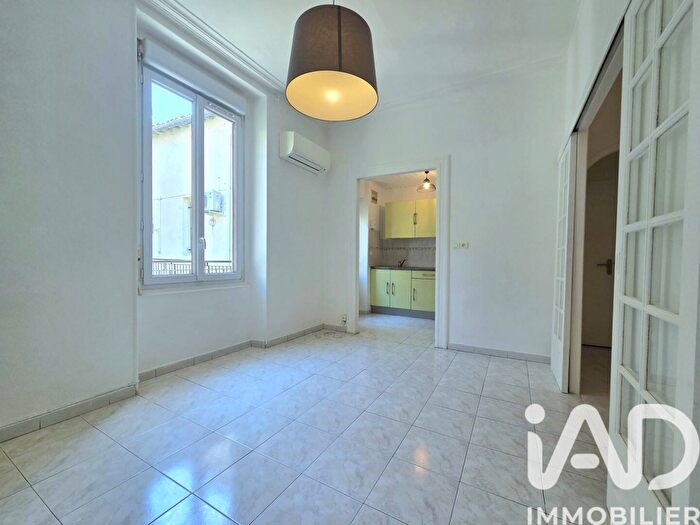 Esplanade, Nîmes - Appartement 2 pièces à louer