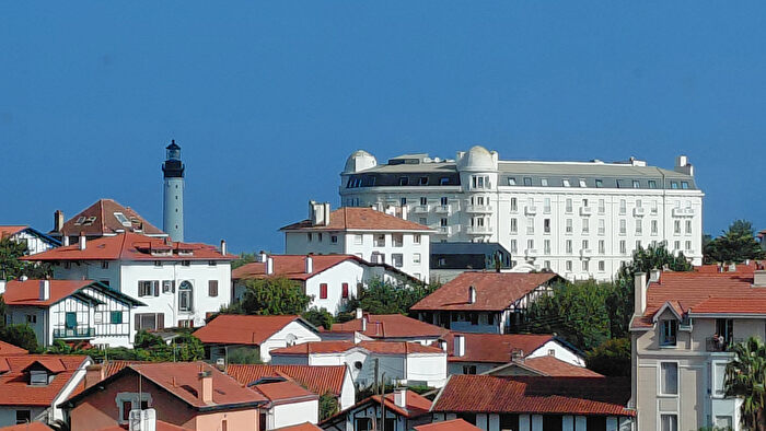 Appartement à vendre - Biarritz, Saint-Charles, Phare, Larochefoucauld - 3 pièces - 2 chambres