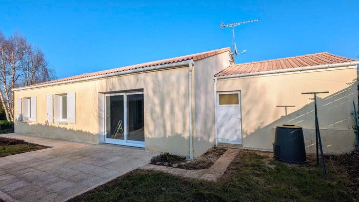 Maison 4 pièces à louer à Azay-le-Brûlé
