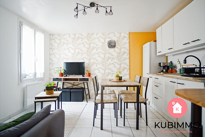 Appartement à vendre - Meaux, Saint-Nicolas, Foch - 2 pièces - 1 chambre