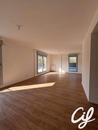 Appartement à louer - La Chapelle-sur-Erdre, Centre-ville, Gare, Chêne Vert - 4 pièces - 3 chambres