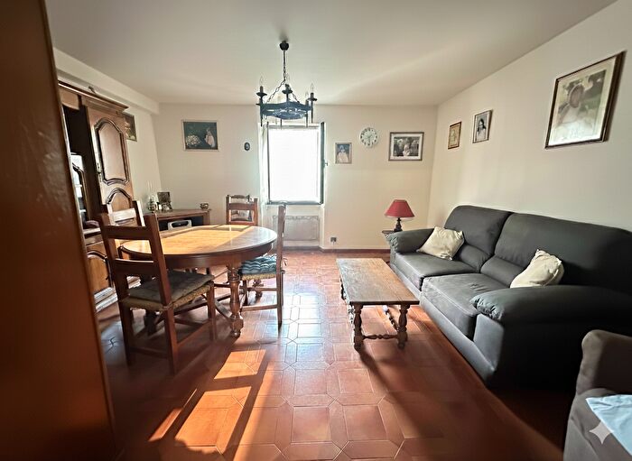 Maison à vendre - Vence, Centre-ville - 4 pièces - 3 chambres