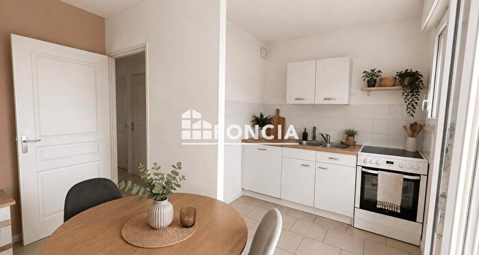 Appartement 2 pièces à Montreuil-Juigné, à vendre