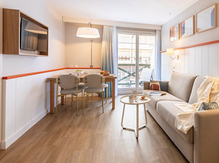 Appartement à vendre - Biarritz, Saint-Charles, Phare, Larochefoucauld - 2 pièces - 1 chambre