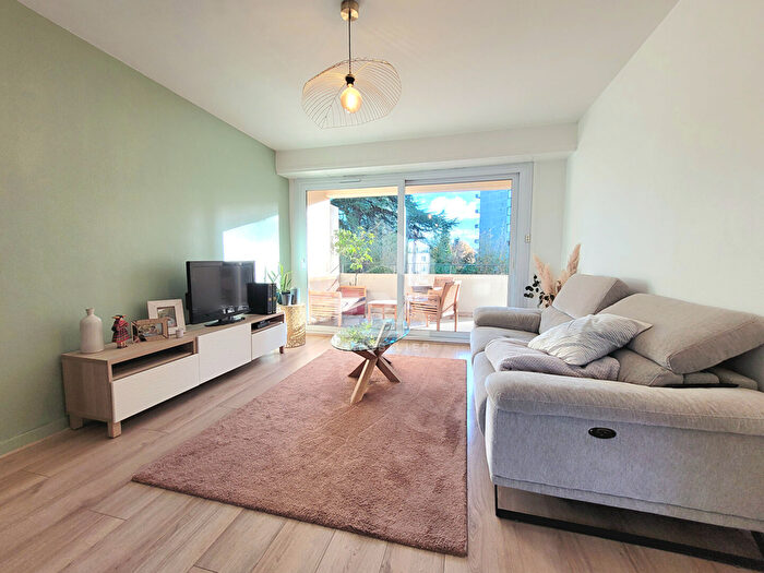 Appartement à louer - Pau, Pau Sud - 3 pièces - 2 chambres