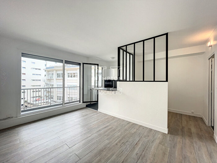 Appartement à louer - Paris e , Porte de Saint-Cloud, Auteuil-Sud - 1 pièce
