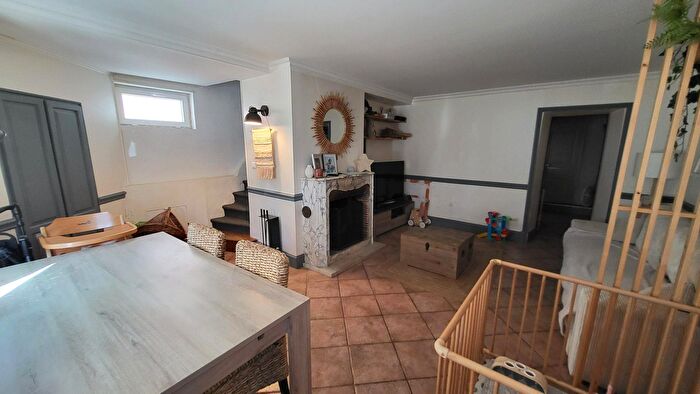 Maison à vendre - La Queue-lez-Yvelines, La Queue-les-Yvelines - 5 pièces - 4 chambres