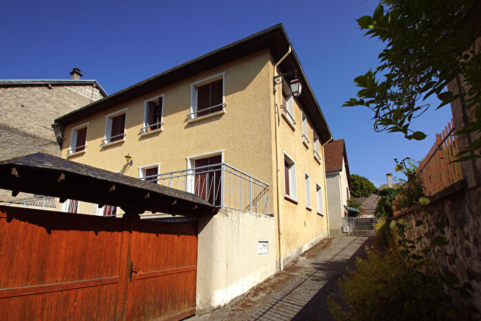 Maison 8 pièces à vendre à Sinard