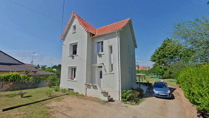Châtellerault, Nord Ouest : Maison 5 pièces à vendre