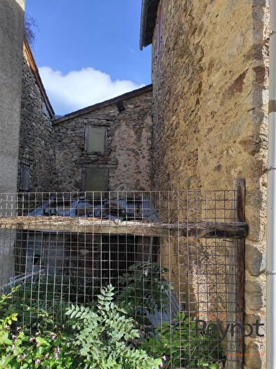 Maison à vendre - Quérigut - 2 pièces - 1 chambre