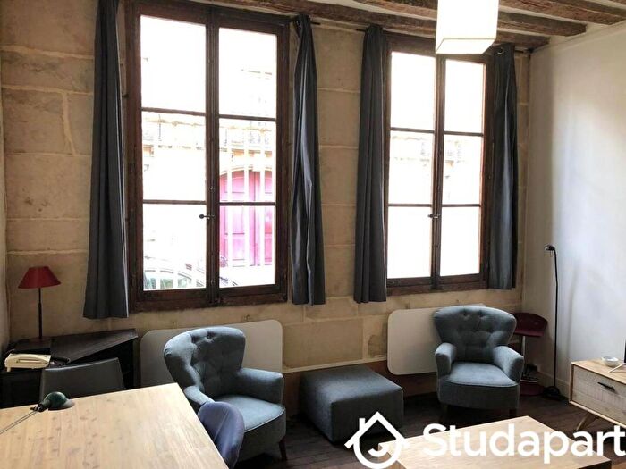 Appartement à louer - Cordeliers, Dijon - 1 pièce