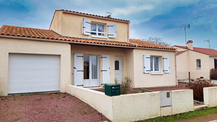 Maison à vendre - Longeville-sur-Mer - 4 pièces - 3 chambres