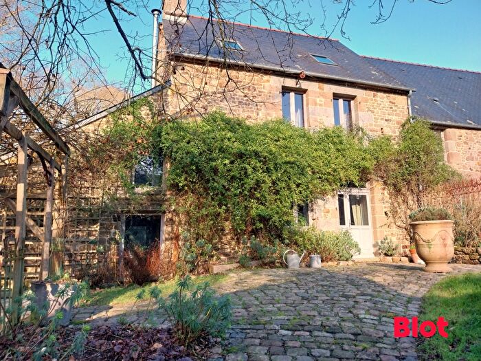 Maison à vendre - Vieux-Vy-sur-Couesnon - 5 pièces - 3 chambres
