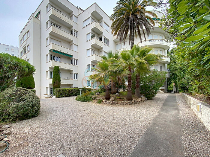 Appartement à vendre - Cannes, Californie Pezou - 1 pièce