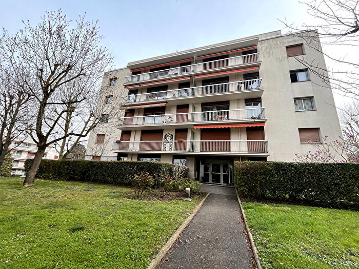 Appartement à vendre - Rueil-Malmaison, Mazurieres - 2 pièces - 1 chambre