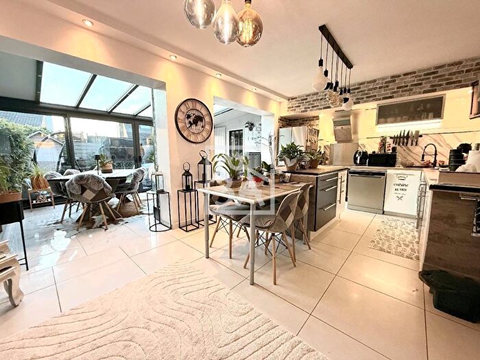 Maison à vendre - Grande-Synthe - 4 pièces - 3 chambres