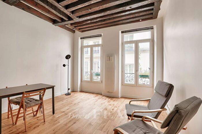 Appartement à vendre - Paris e , Sainte-Avoye - 2 pièces - 1 chambre